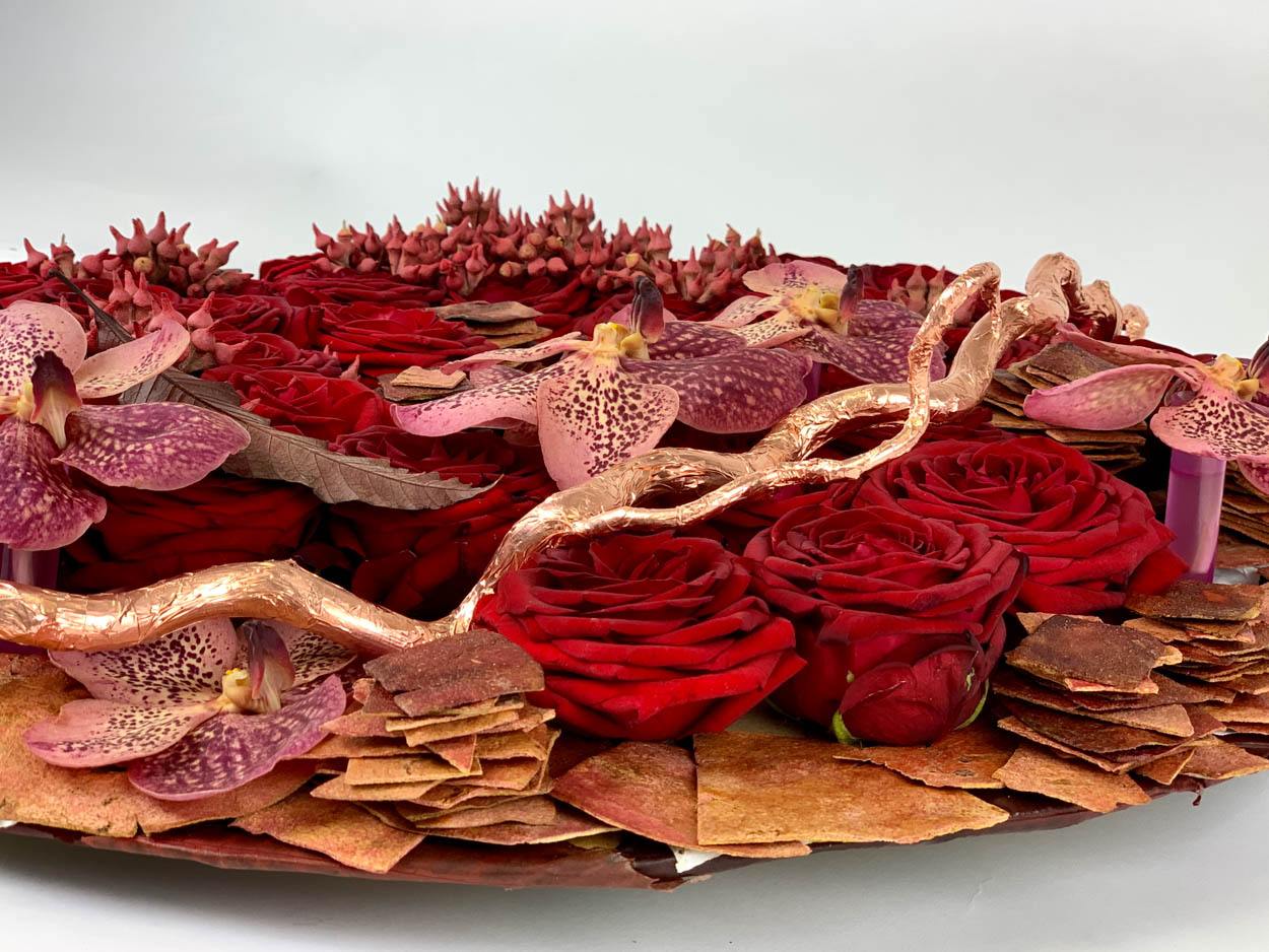 Anna popova created a beautiful design using Porta Nova Red Naomi rose